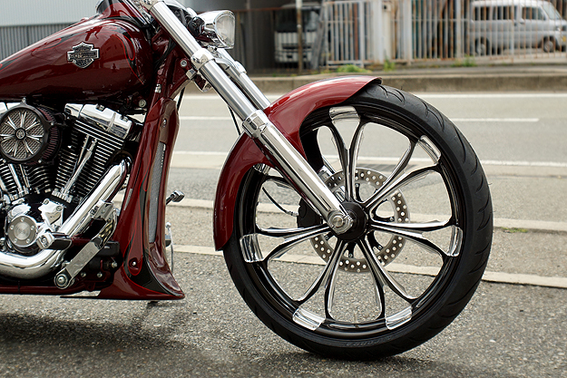 ハーレーオールペイント ソフテイル 08 FXCWC ｜ サードアイ カスタムペイント＆デザイン